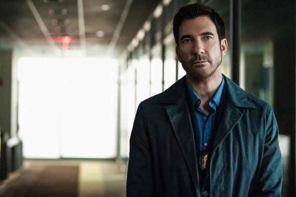 Hostages (US) : Hostages (US) : Photo Dylan McDermott - 21 sur 75 - AlloCiné