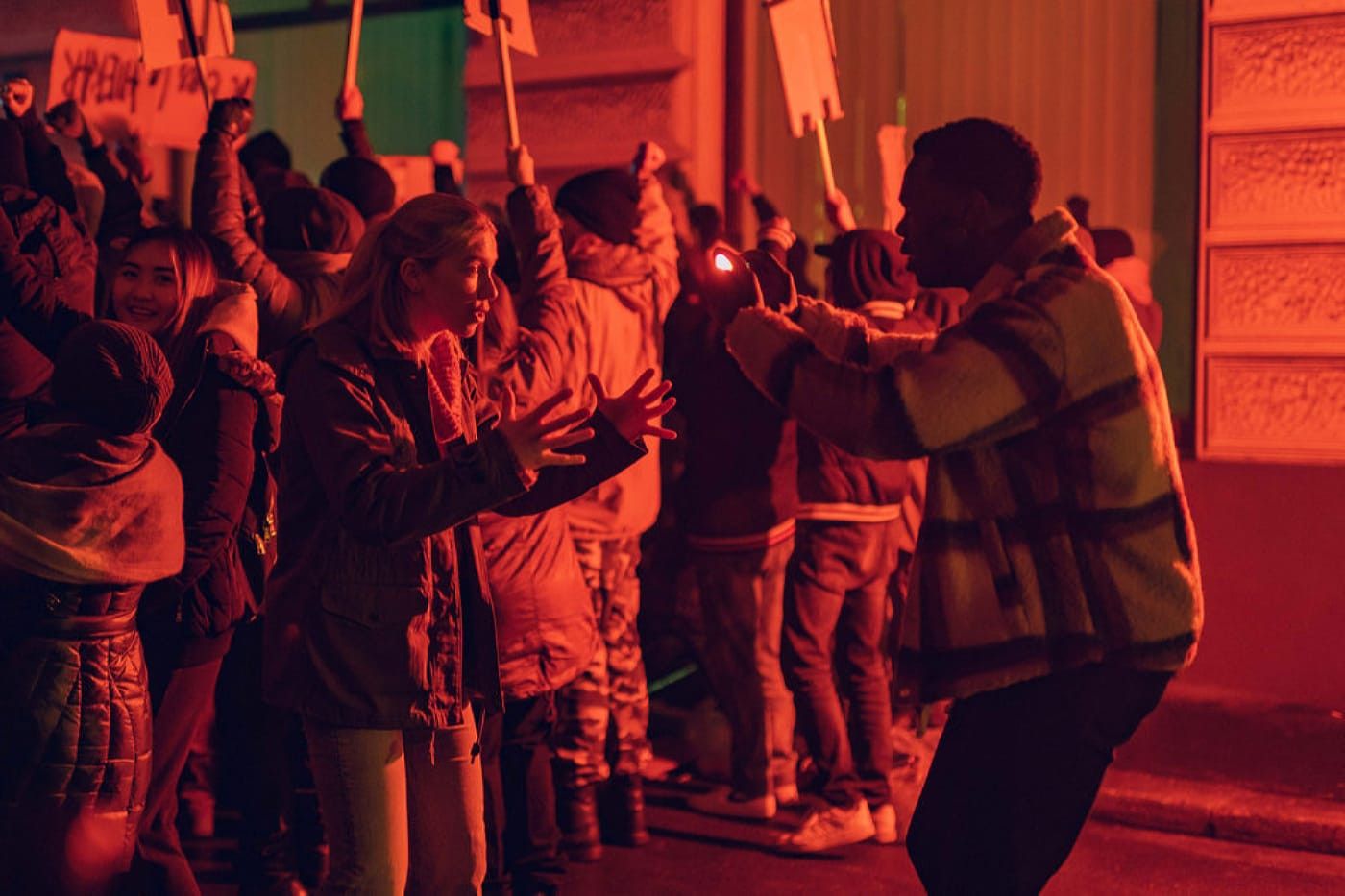 Photo de Victor Alli - Photo Anna Rust, Victor Alli - Photo 1 sur 3 - AlloCiné