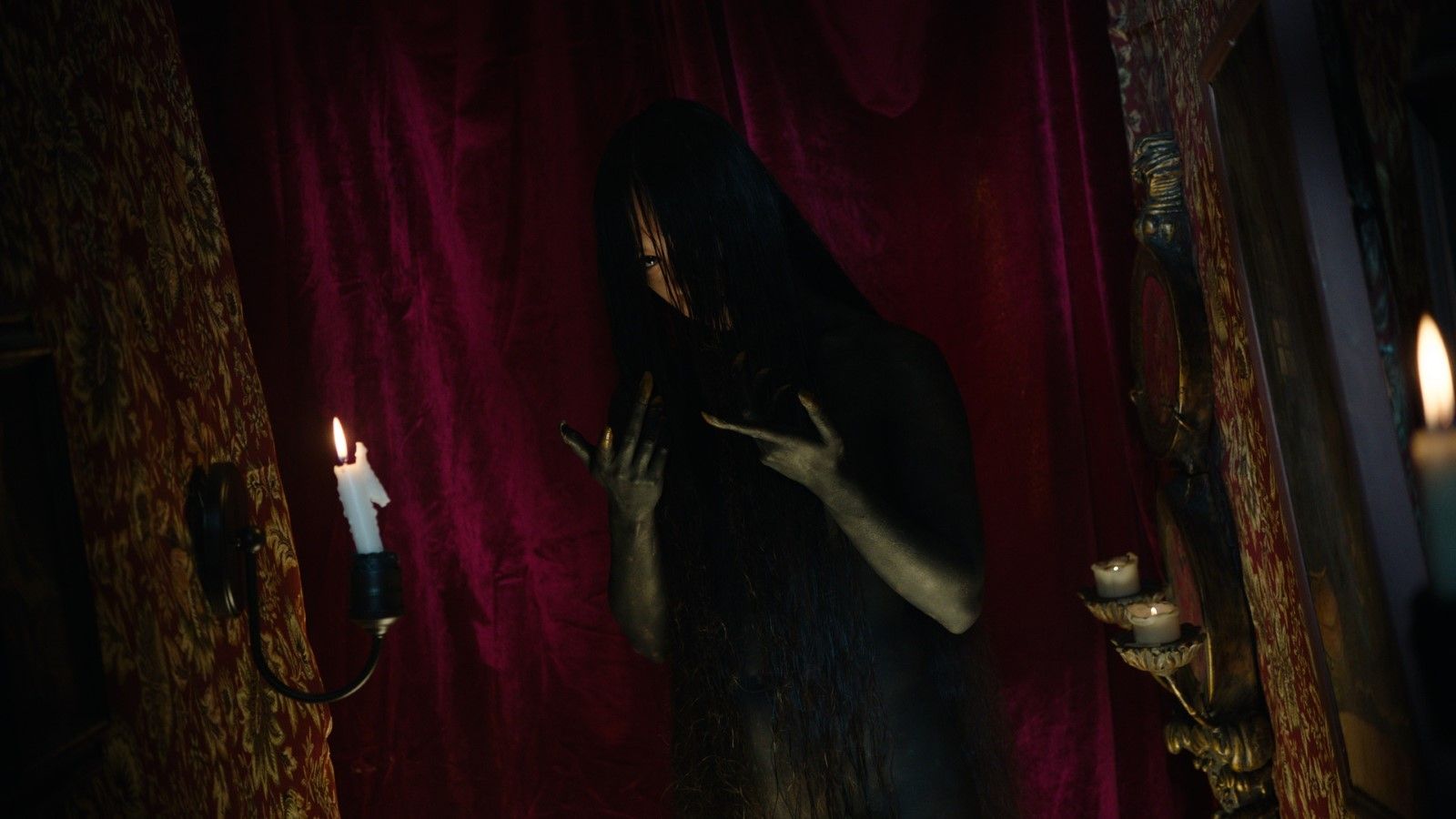 Photo du film Two Witches - Photo 8 sur 13 - AlloCiné