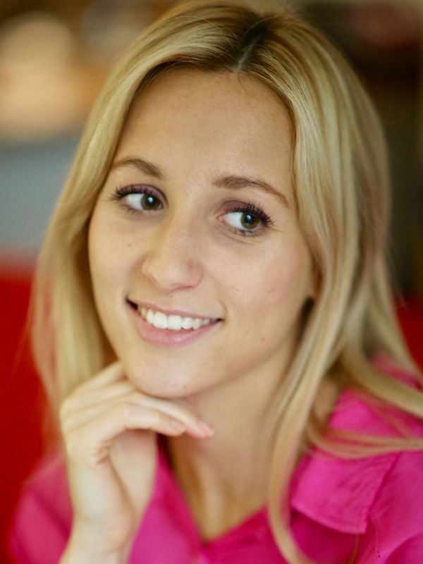 Photo de Emma Brunet - Affiche Emma Brunet - Photo 0 sur 3 - AlloCiné