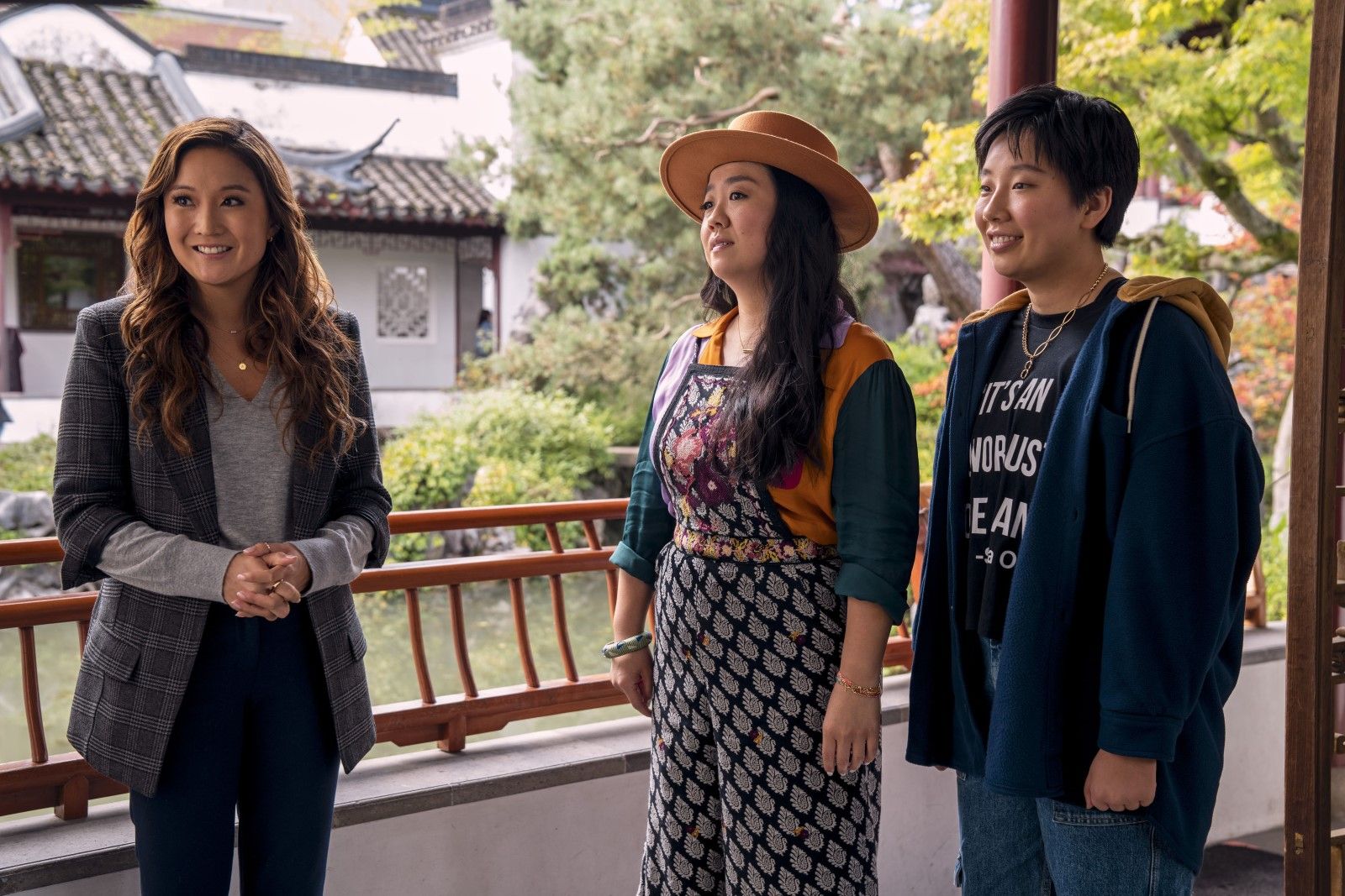 Photo de Sherry Cola - Joy Ride : Photo Sherry Cola, Ashley Park, Sabrina Wu - Photo 3 sur 41 ...