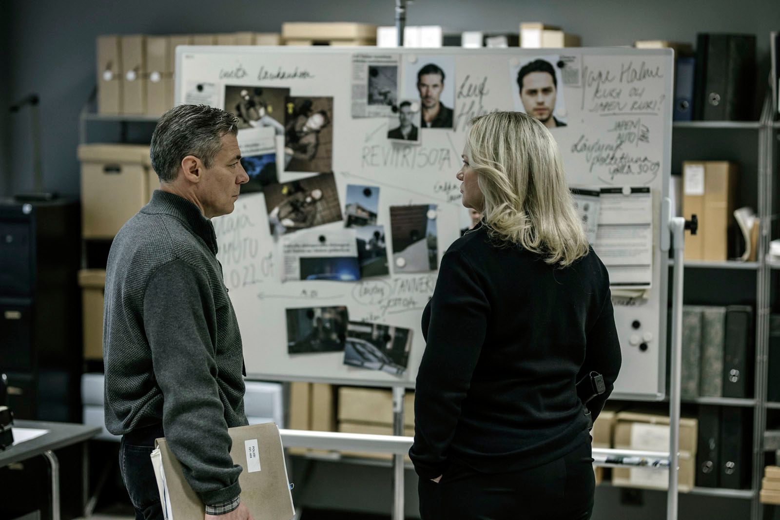 A Good Family : A Good Family : Photo Janne Hyytiäinen, Maria Sid - 3 ...