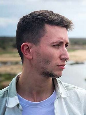 Hugo Hebbe : Sa biographie - AlloCiné