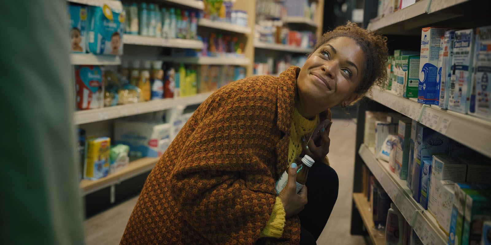 Still Up : Still Up : Photo Antonia Thomas - 5 sur 11 - AlloCiné