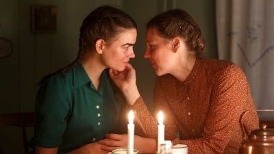 Poster saison 1 - Affiche 20 sur 25 - AlloCiné