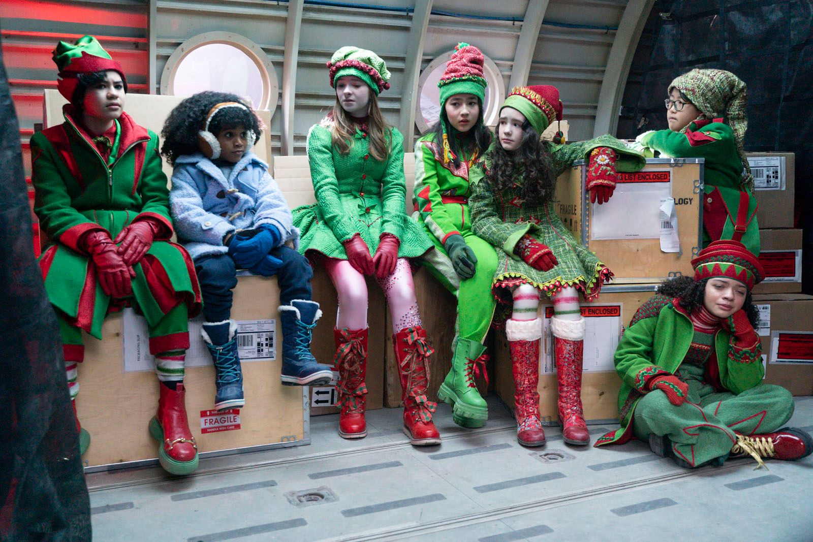 Photo de Anthony John Joo - Mission : cadeaux : Photo Clara Stack, Madilyn Kellam, Imogen Cohen ...