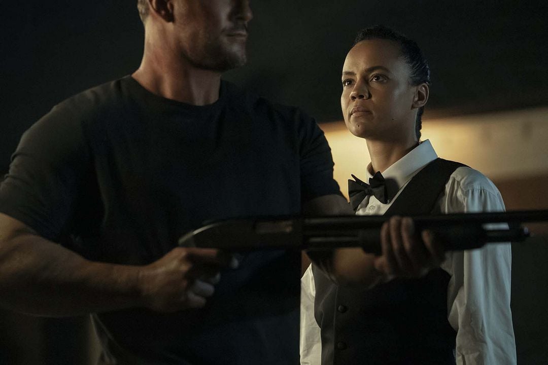 Photo de Maria Sten - Photo Maria Sten, Alan Ritchson - Photo 1 sur 15 ...