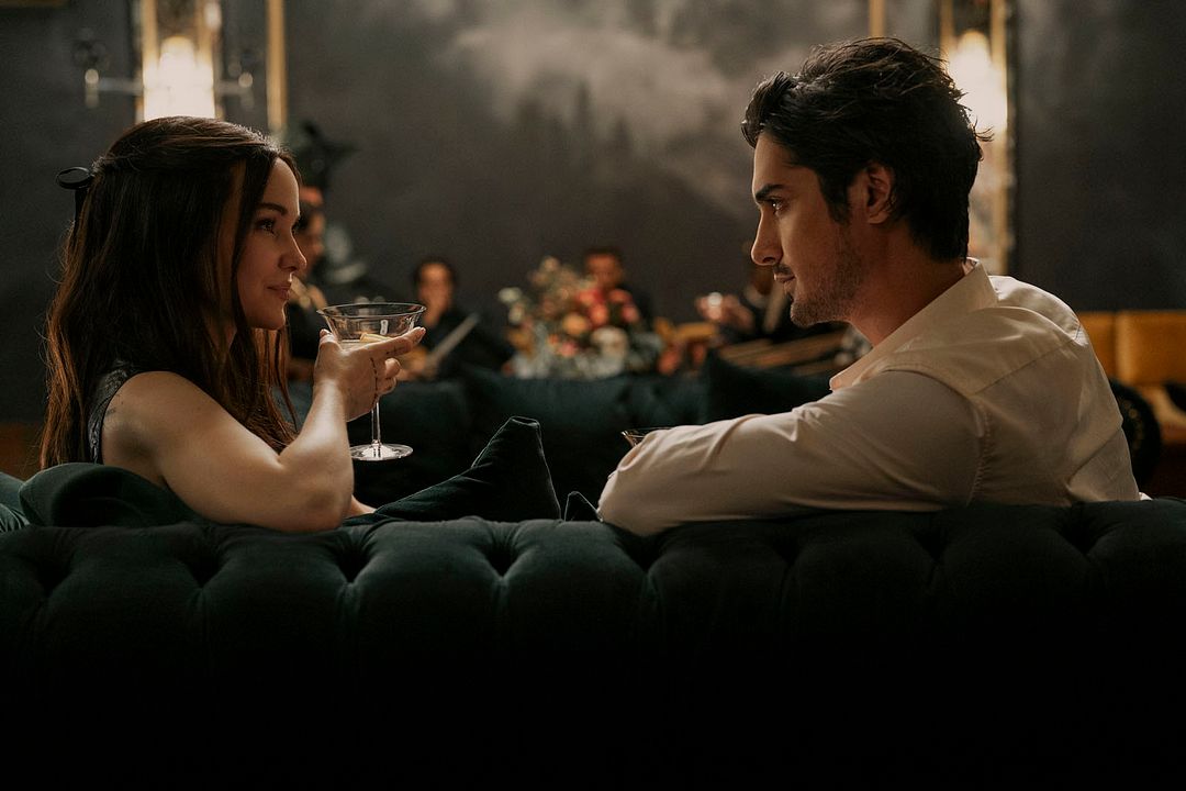 56 Jours : Photo Avan Jogia, Dove Cameron - 6 sur 10 - AlloCiné