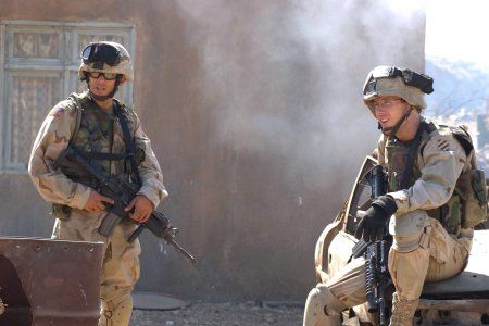 Over There : Over There : Photo - 35 sur 39 - AlloCiné