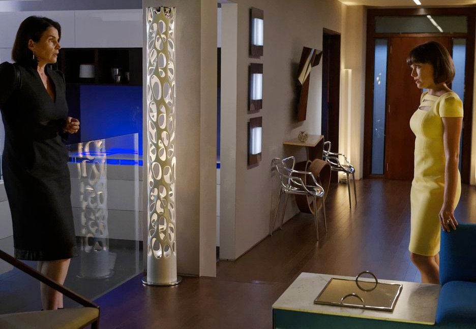 Incorporated : Incorporated : Photo Julia Ormond, Allison Miller - 30 ...