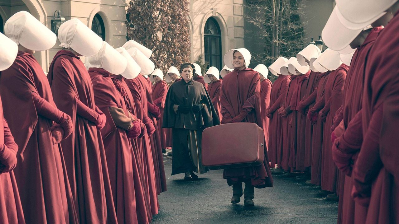Poster The Handmaid’s Tale : la servante écarlate saison 1 - Affiche 168 sur 254 - AlloCiné