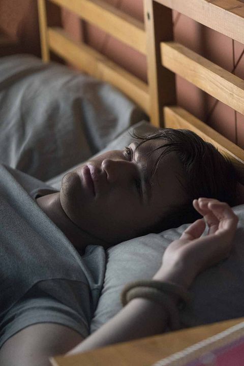 Beyond : Beyond : Photo Burkely Duffield - 36 sur 82 - AlloCiné