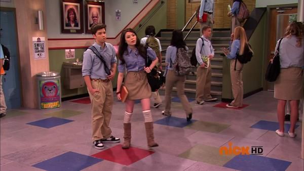 Poster iCarly saison 2 - Affiche 73 sur 152 - AlloCiné