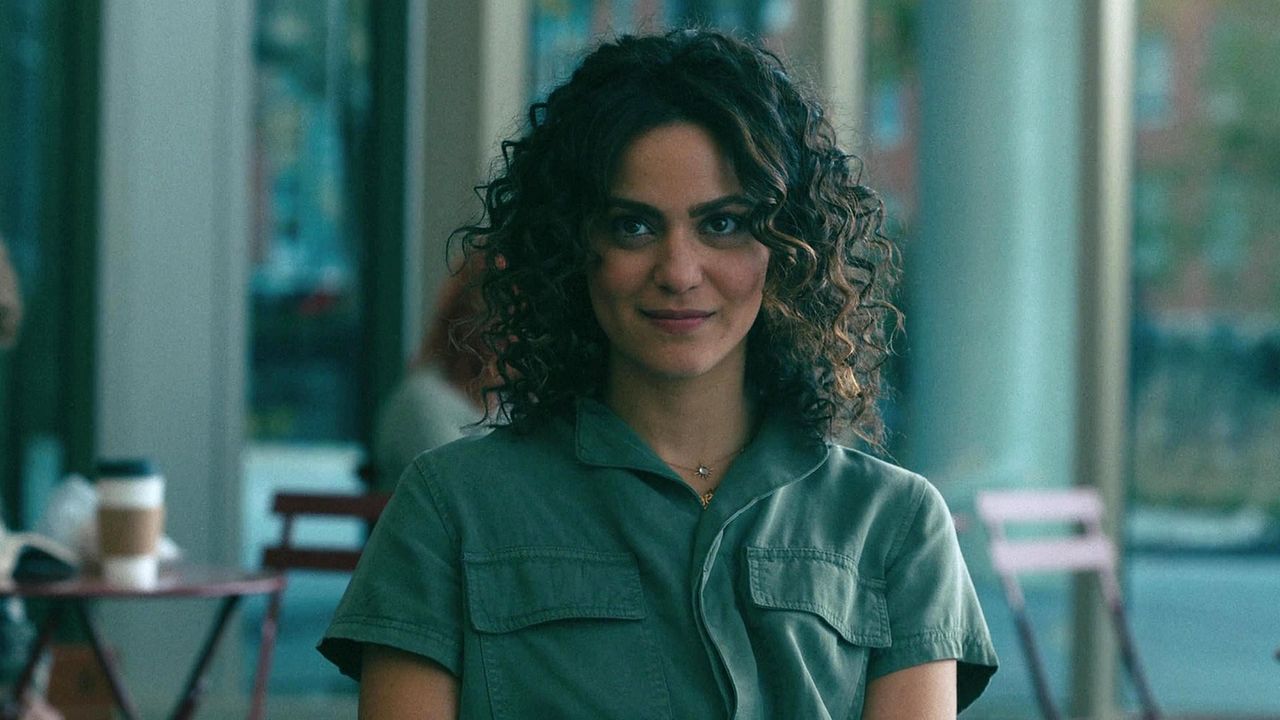 Poster Ramy saison 1 - Affiche 18 sur 24 - AlloCiné