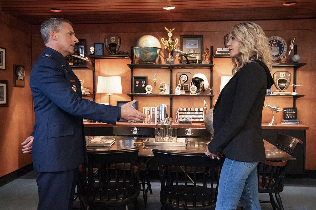 Space Force : Space Force : Photo Kaitlin Olson, Steve Carell - 25 sur 78 - AlloCiné