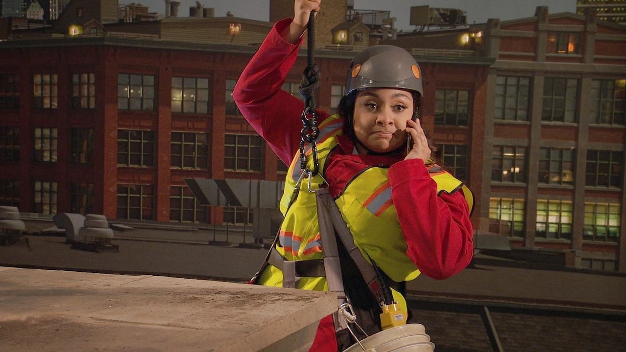 Poster saison 2 - Affiche 50 sur 95 - AlloCiné