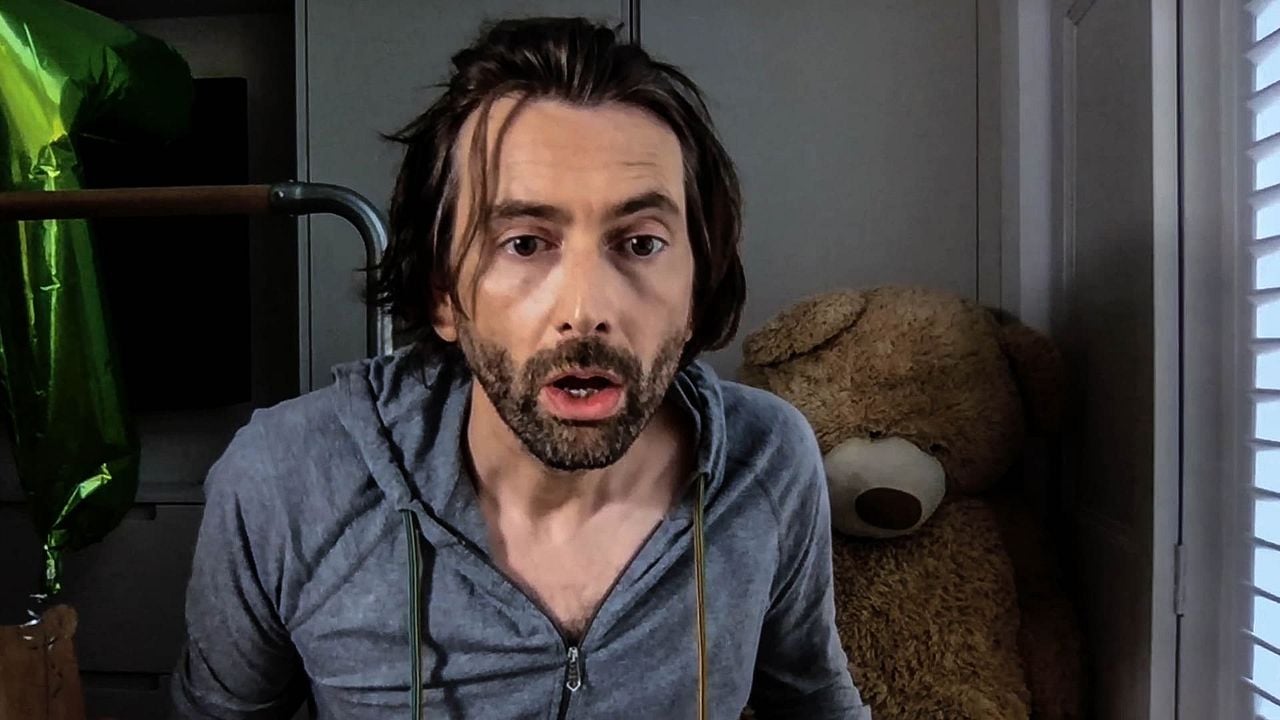 Poster Staged saison 1 - Affiche 19 sur 34 - AlloCiné