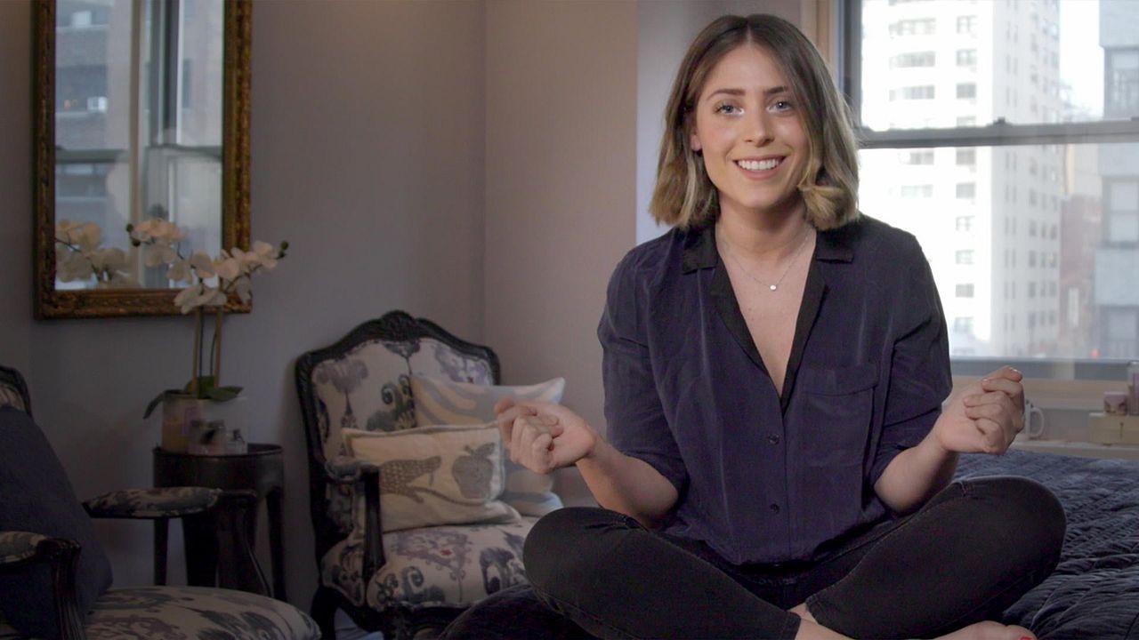 Poster En Bref saison 1 - Affiche 16 sur 63 - AlloCiné