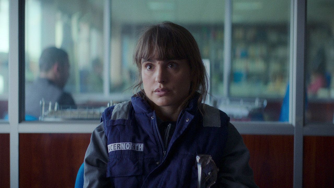 Poster Intimidad saison 1 - Affiche 7 sur 22 - AlloCiné