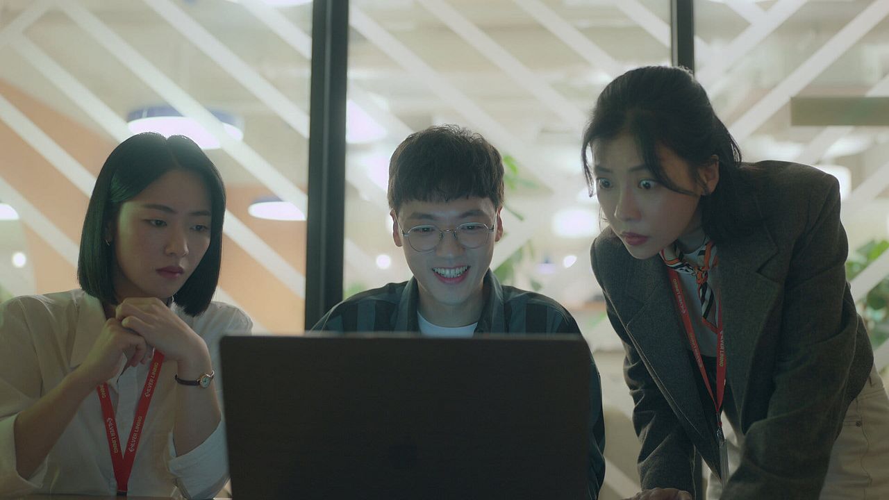 Poster saison 1 - Affiche 9 sur 24 - AlloCiné