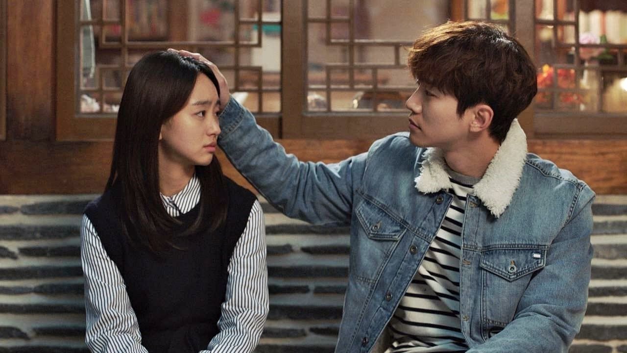 Poster saison 1 - Affiche 4 sur 19 - AlloCiné