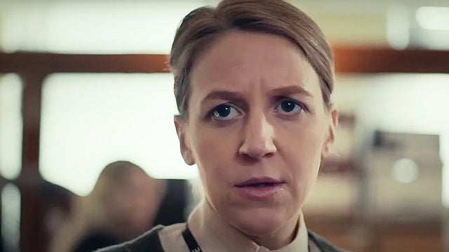 La tour - Série TV 2021 - AlloCiné