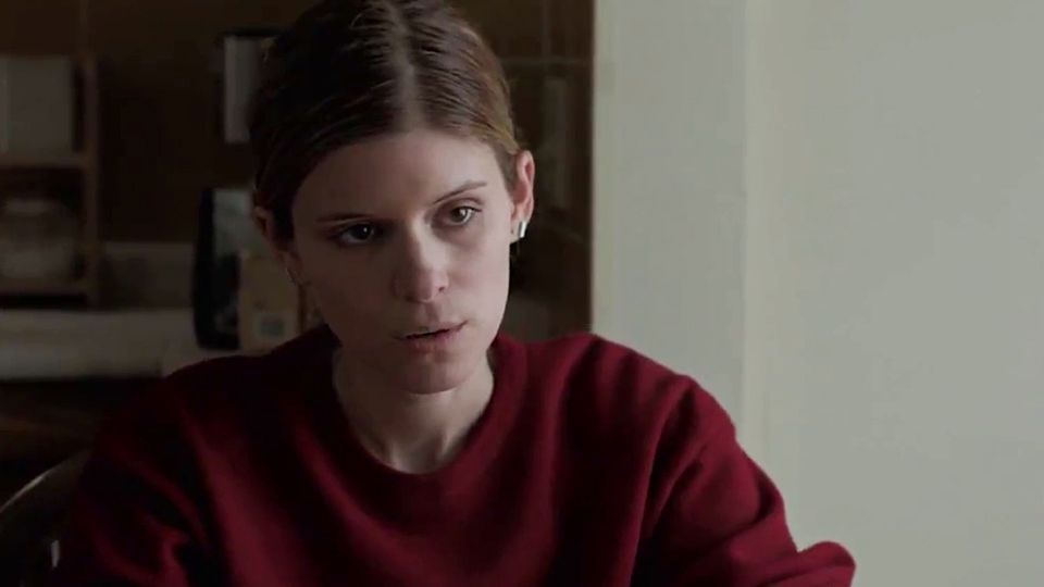 Trailer du film Captive - Captive Bande-annonce VO - AlloCiné