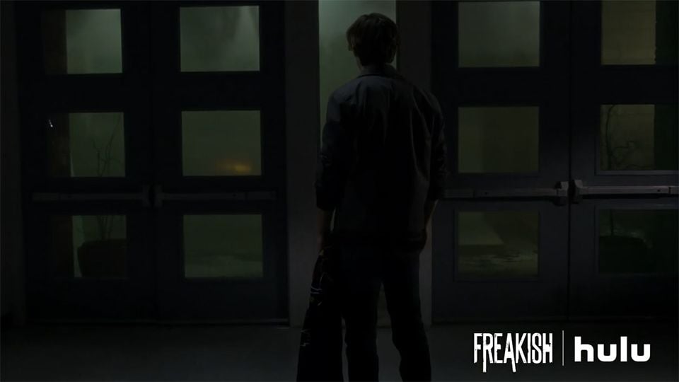 Freakish - saison 1 Bande-annonce VO - Trailer Freakish S01 - AlloCiné