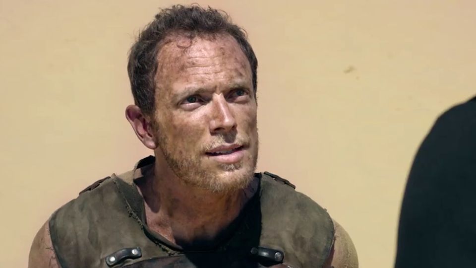 Extinct - saison 1 Bande-annonce VO - Trailer Extinct S01 - AlloCiné