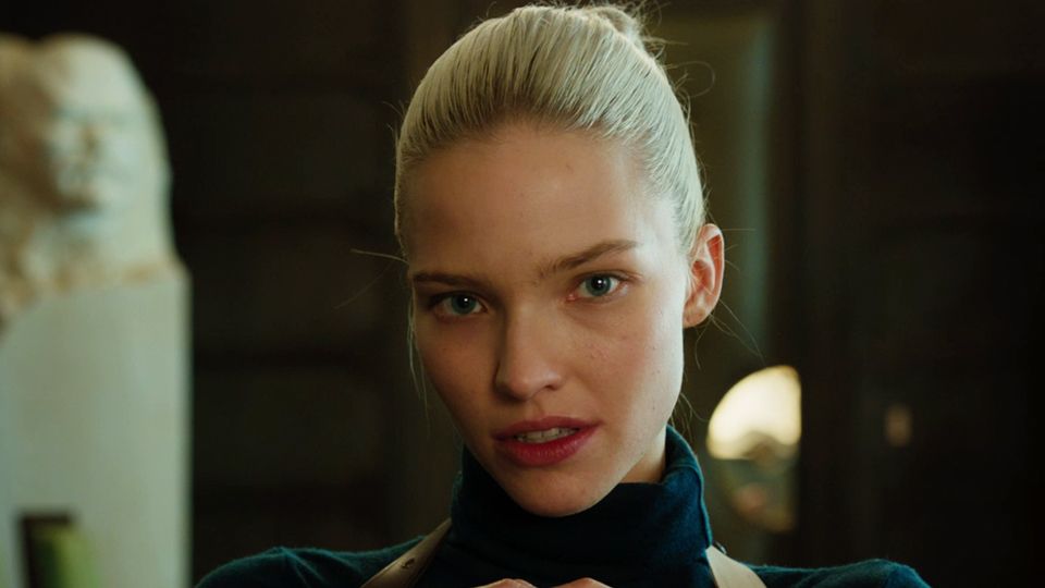 Teaser du film Anna - Anna Teaser VO - AlloCiné