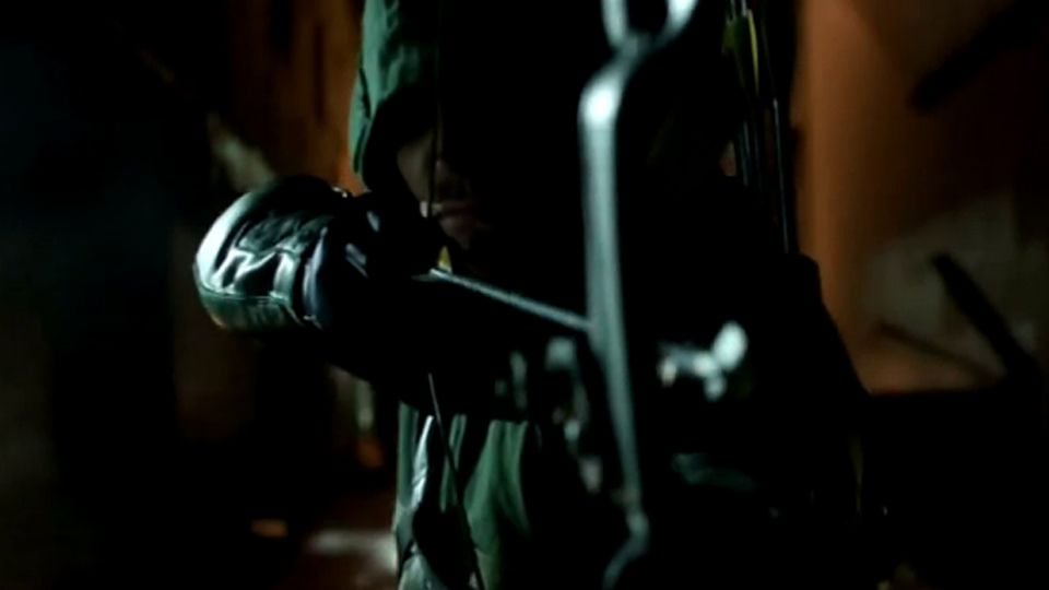 Arrow - saison 2 Teaser VO - Teaser Arrow S02 - AlloCiné
