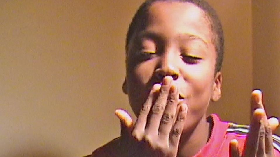 Trailer du film 17 Blocks - 17 Blocks Bande-annonce VO - AlloCiné