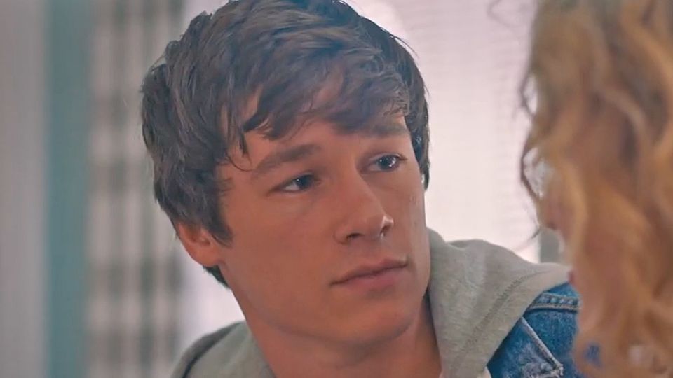 Trailer du film The Map Of Tiny Perfect Things - The Map Of Tiny ...