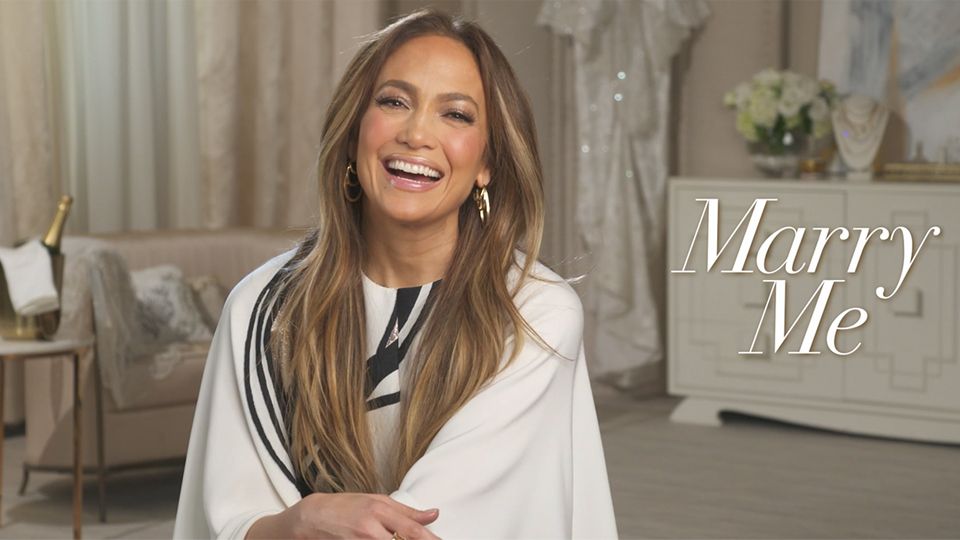 Vidéo interview pour Marry Me : Marry Me : quelle chanson du film est ...