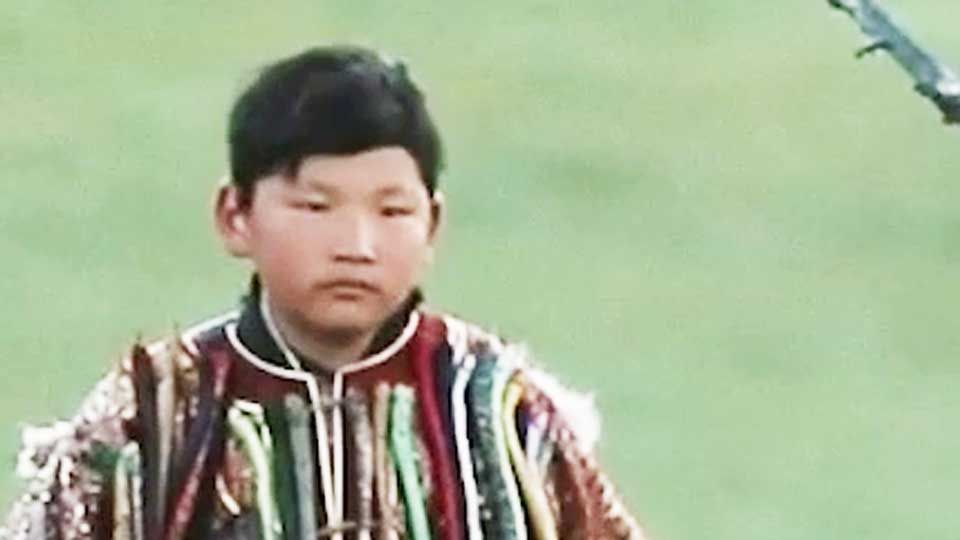 Extrait du film Etugen - Etugen EXTRAIT VF "La déesse" - AlloCiné