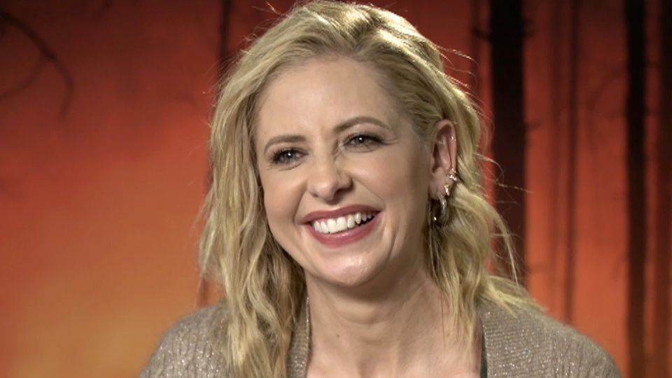 Interview Wolf Pack S01 : Sarah Michelle Gellar dans Wolf Pack : le ...