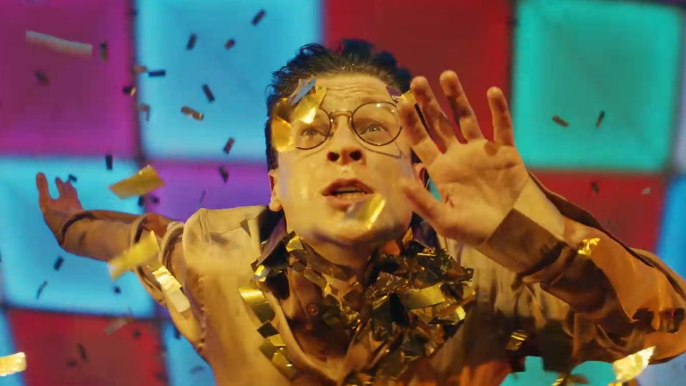 Trailer du film Zillion - Zillion Bande-annonce VO - AlloCiné