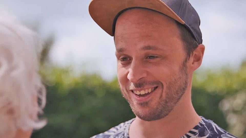 Trailer du film Poisson rouge - Poisson rouge Bande-annonce VF - AlloCiné