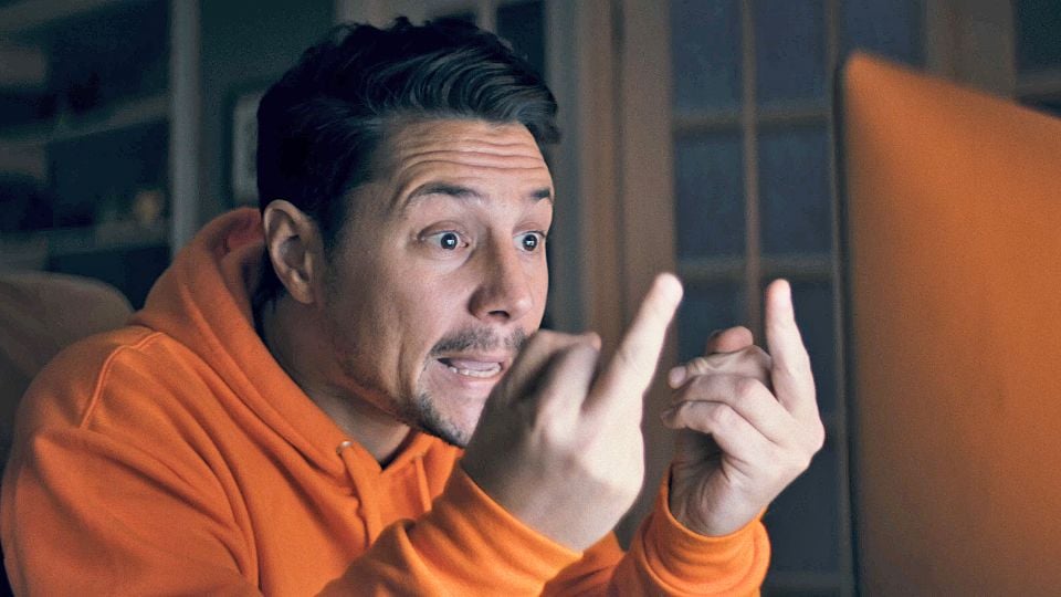 Trailer du film Follow_dead - Follow_dead Bande-annonce VO - AlloCiné